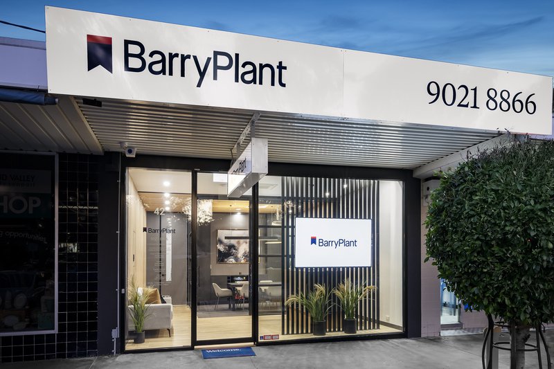 Closed Saturday, Sundays and Public Holidays